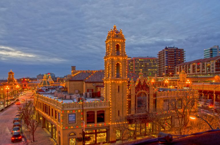 Christmas in the Midwest: 15 Festive Holiday Destinations - Midwest ...