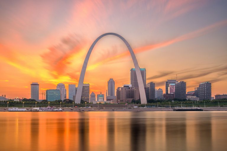 15 Best Places For Breakfast In St Louis - Midwest Explored