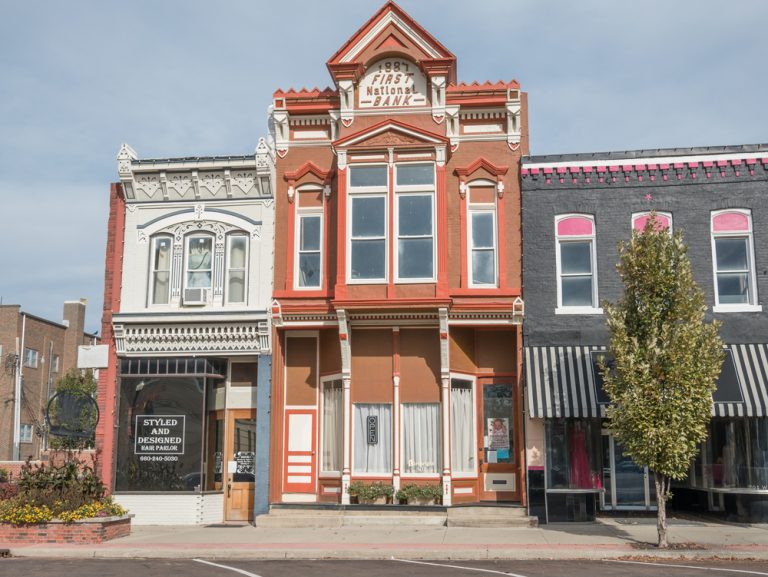 15 Small Towns in Missouri You Must Visit - Midwest Explored
