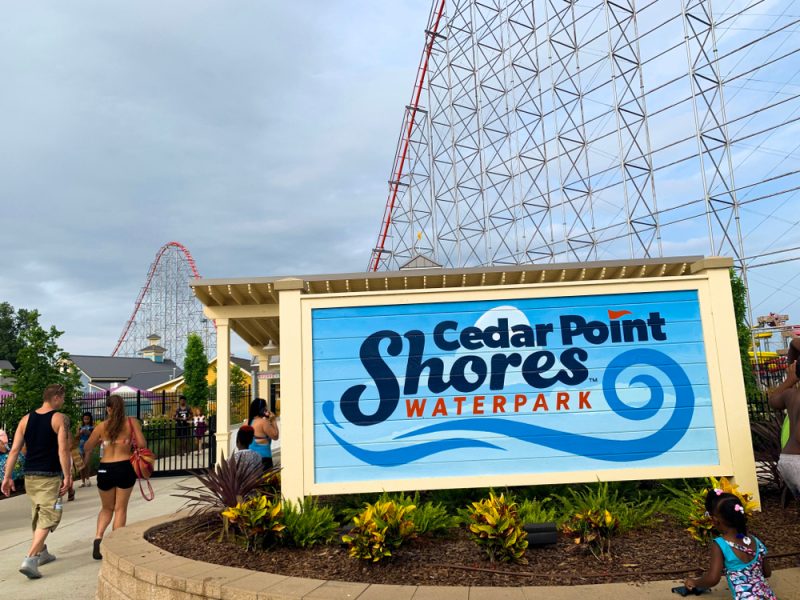 15 Amazing Waterparks in Ohio (Indoor + Outdoor Options) - Midwest Explored