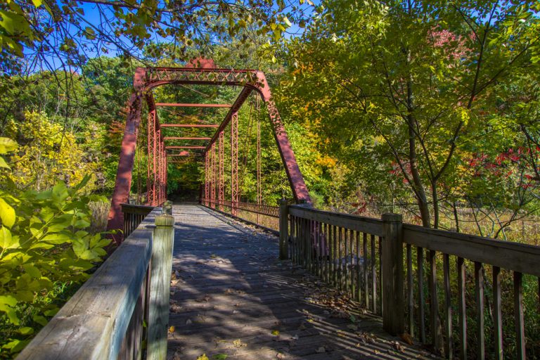 15 Scenic Trails for Hiking in the Midwest - Midwest Explored