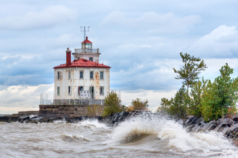 15 Coolest Lighthouses In Ohio For Your Bucket List - Midwest Explored