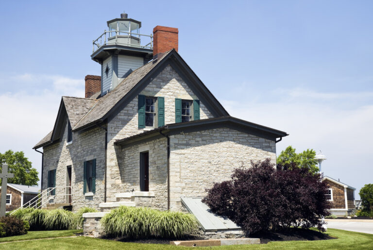 15 Coolest Lighthouses In Ohio For Your Bucket List - Midwest Explored