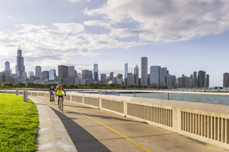 15 Romantic Ideas For A Date Night In Chicago Midwest Explored 15-romantic-ideas-for-a-date-night-in-chicago-midwest-explored