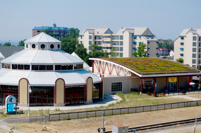 15 Best Things To Do In St Joseph MI, You Shouldn't Miss - Midwest Explored