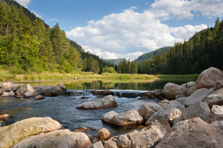 15 Scenic Trails For Hiking In South Dakota - Midwest Explored