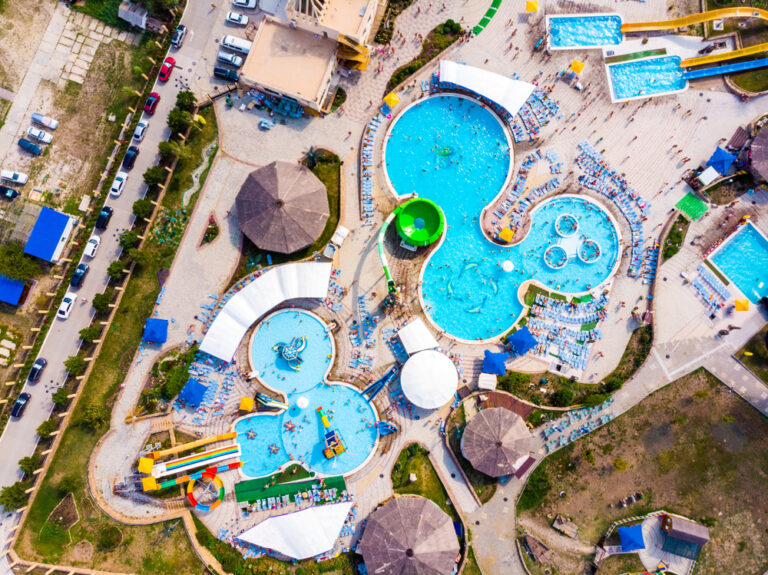 13 Best Wisconsin Dells Waterparks You Shouldn't Miss - Midwest Explored