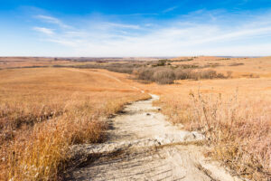15 Scenic Trails for Hiking in Kansas - Midwest Explored