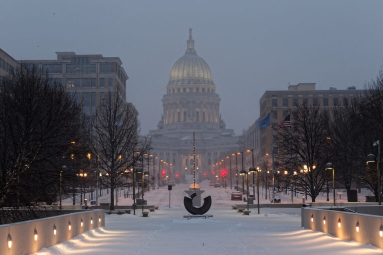 15 Best Things To do In Wisconsin In Winter - Midwest Explored