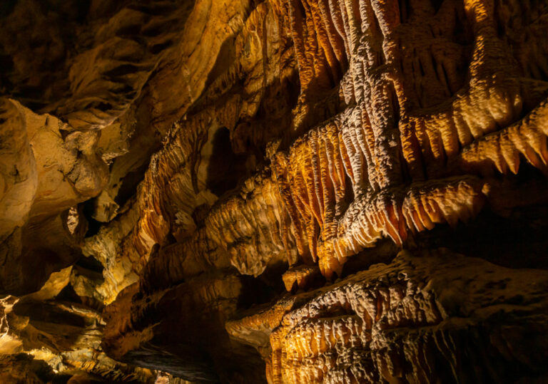 15 Amazing Caves In Ohio For You To Explore - Midwest Explored