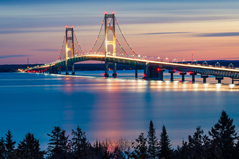 15 Best Attractions in Michigan For Your Bucket List - Midwest Explored