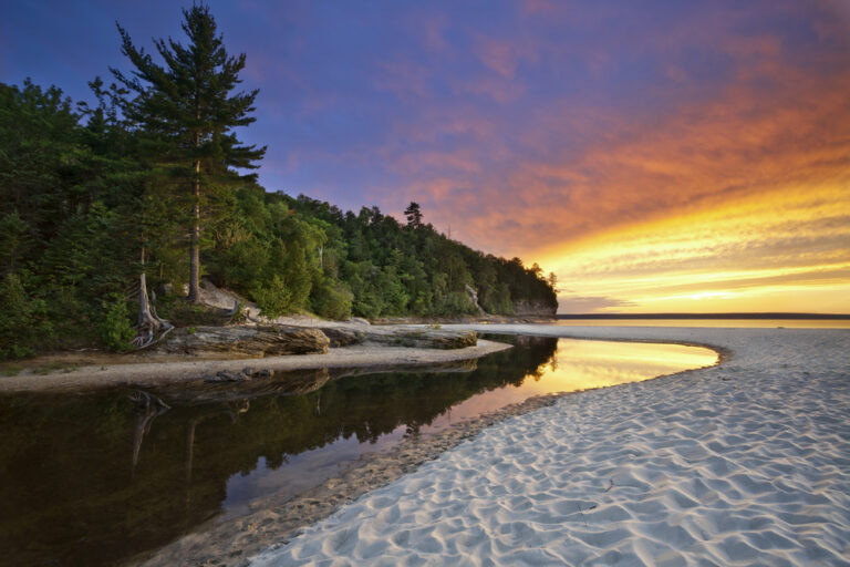 15 Best Attractions in Michigan For Your Bucket List - Midwest Explored