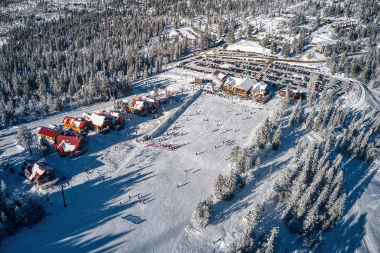 Midwest Winter Getaways: 14 Destinations For Your Bucket List - Midwest ...