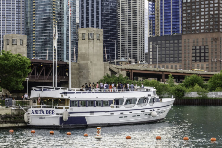 Summer In Chicago: 15 Best Things To Do - Midwest Explored