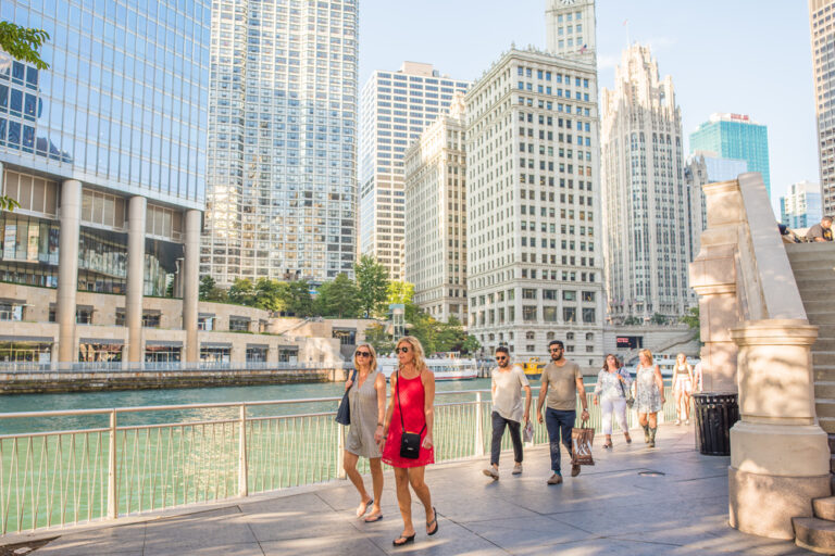 Summer In Chicago: 15 Best Things To Do - Midwest Explored